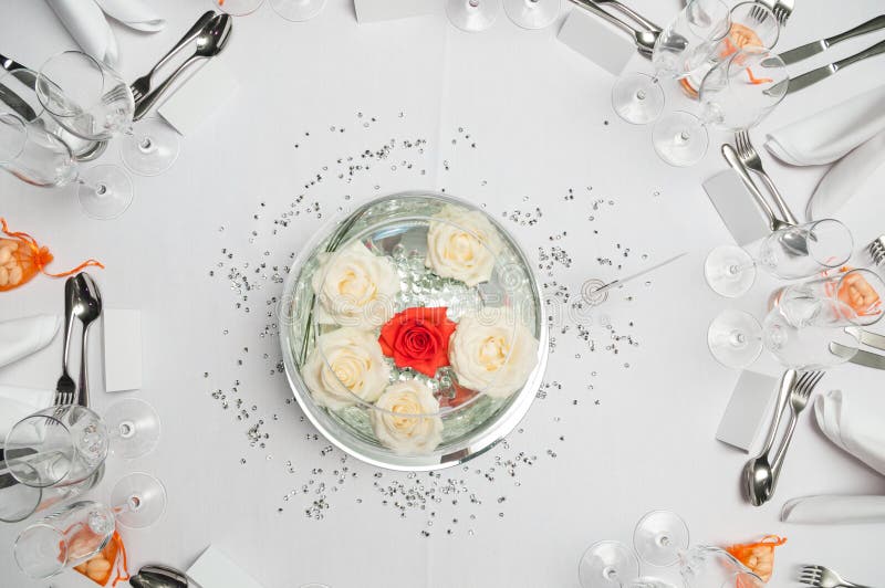 Table Decoration for Wedding Reception, Overhead View of Place Settings ...