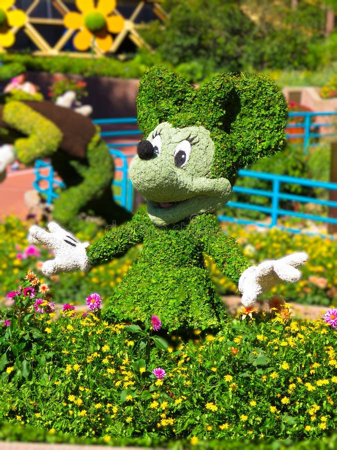 Topiary Minnie Mouse - Internationaal De Bloem En De Tuinfestival 2017 ...