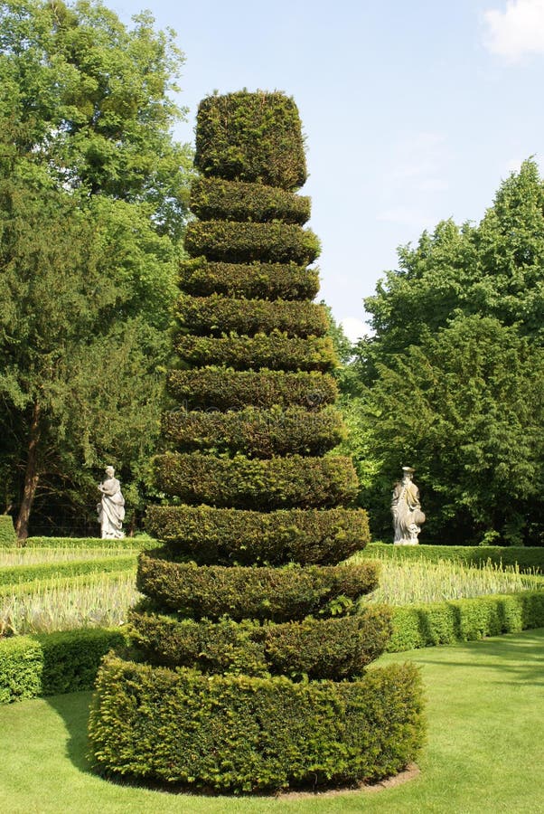 Garden Yew Topiary Trees Statues Stock Photos - Free & Royalty-Free ...