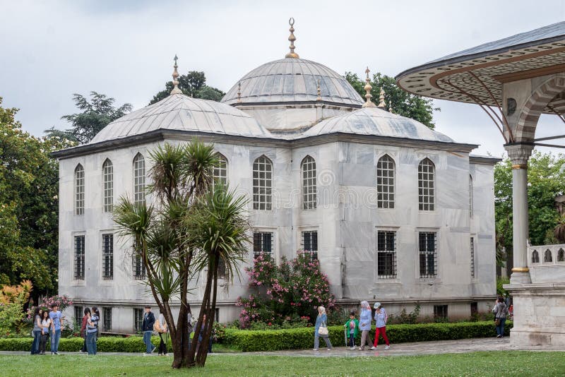 Topkapi Palace Istanbul editorial photo. Image of palace - 43727096