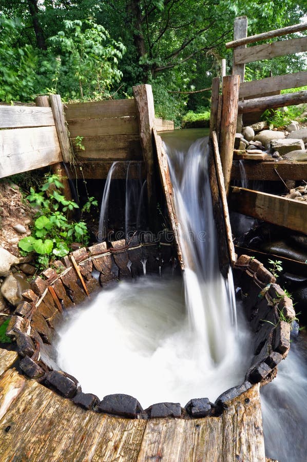 Torbellino Rural Tradicional Foto de archivo - Imagen de exterior ...