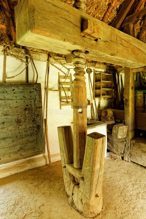 Torchio antico fotografia editoriale. Immagine di strumenti - 43631856