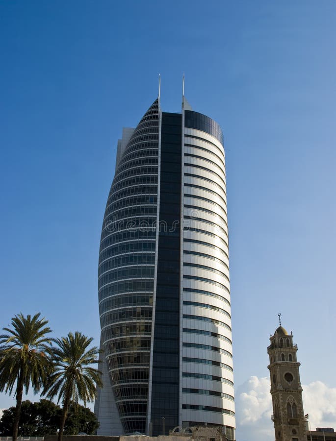 Torens stock afbeelding. Image of hoogste, buiten, exotisch - 7876933