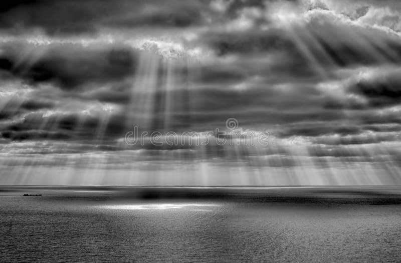 Tormenta En El Mar Después De Una Lluvia Imagen de archivo - Imagen de ...