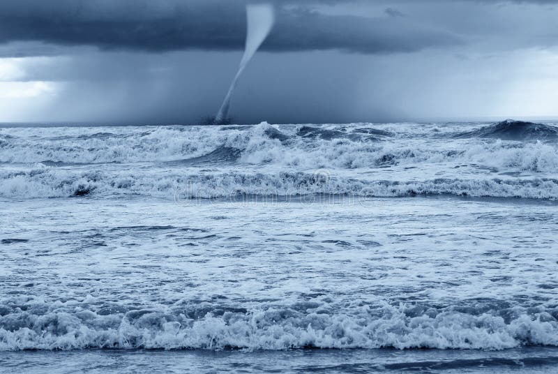 274 Photos de Tornade Foudre Mer - Photos de stock gratuites et libres ...