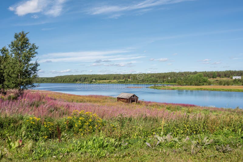 Torne River Valley, Suecia imagen de archivo. Imagen de cultura - 124189327
