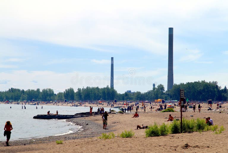 Toronto Beaches editorial photography. Image of canadian - 27979167