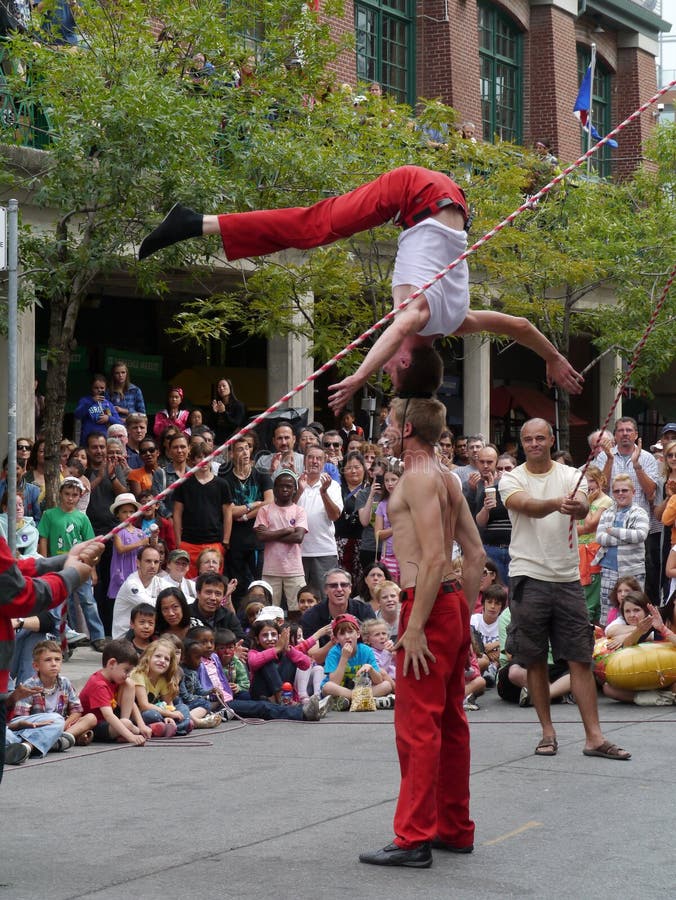 Toronto Buskerfest, Agosto 2011 Fotografia Editorial - Imagem de justo ...
