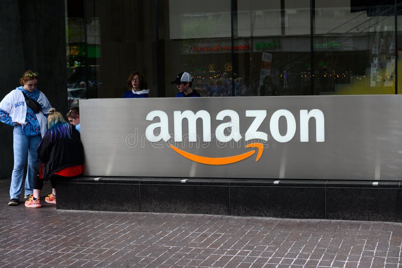 Amazon head office sign editorial photo. Image of computer - 328879506