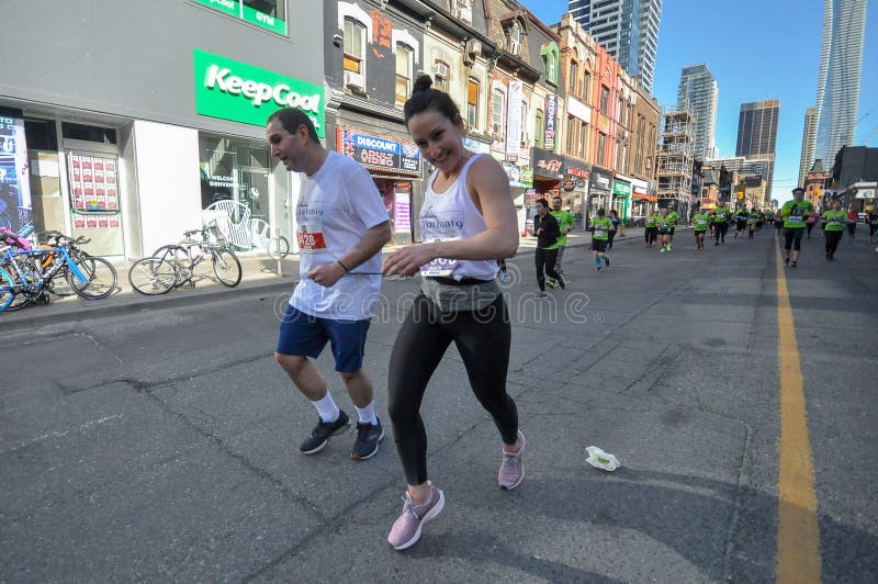 Run 2018 Sporting Life 10k Toronto Editorial Stock Image - Image of ...
