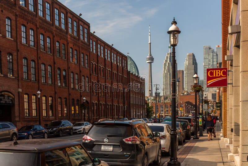 Toronto, CANADA - October 10, 2018: Streets of Canadian Metropolis ...