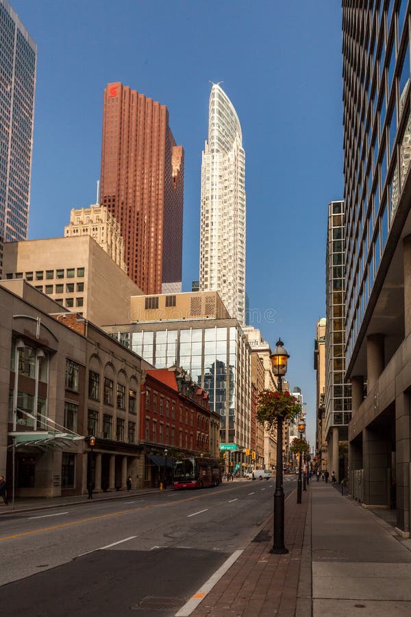 Toronto, CANADA - October 10, 2018: Streets of Canadian Metropolis ...