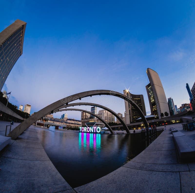 Toronto City Hall editorial image. Image of visit, city - 76557195