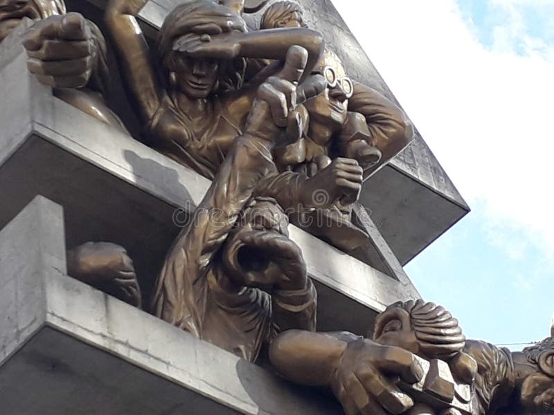 Toronto city monument editorial photography. Image of toronto - 180606312