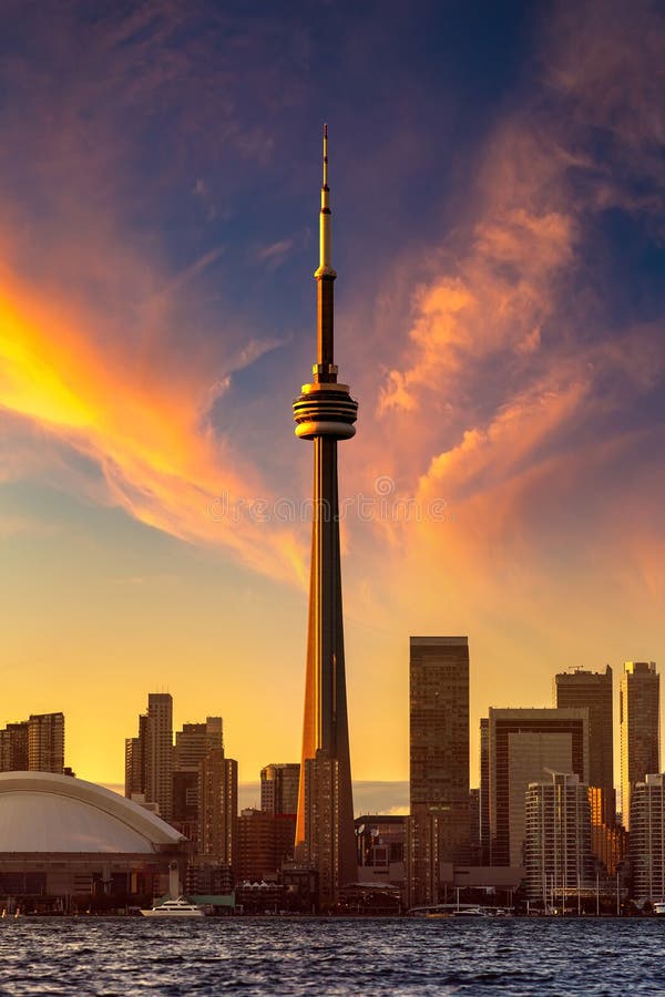 Toronto and CN Tower at Sunset, Canada Editorial Photo - Image of cloud ...