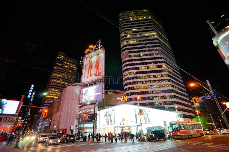 Toronto downtown editorial photography. Image of garden - 71804502