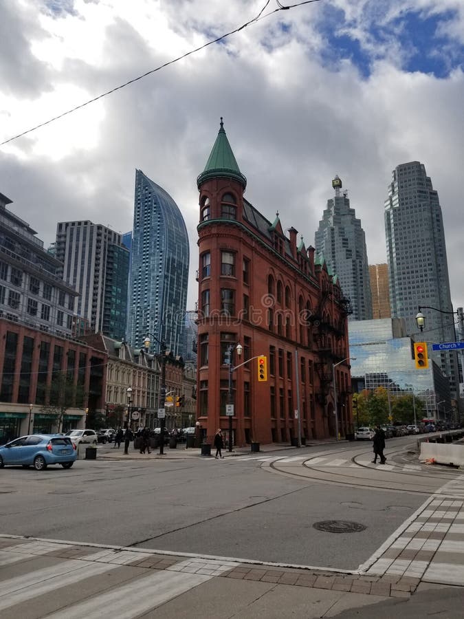 Toronto Flat Iron editorial image. Image of landmark - 233555840