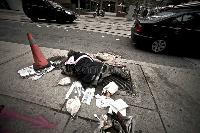 Toronto Homeless editorial image. Image of vehicles, commute - 25957785