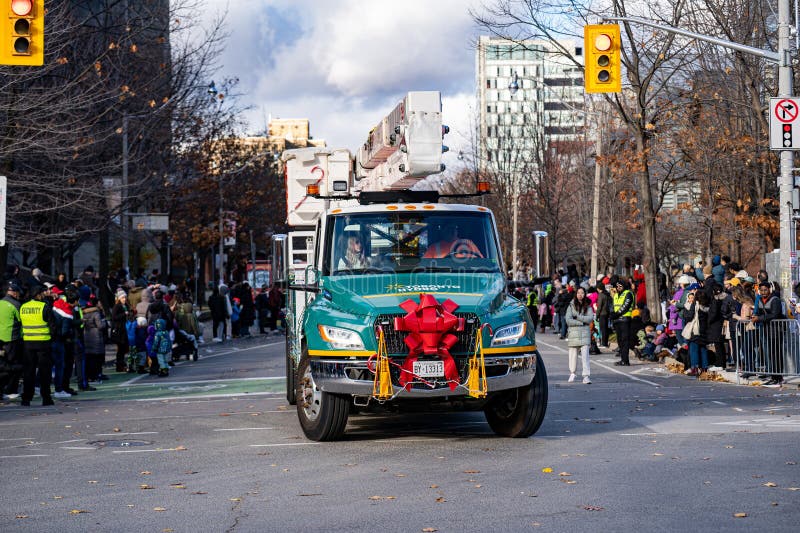 Toronto Hydro Parade Float in Santa Claus Parade Toronto. Editorial ...
