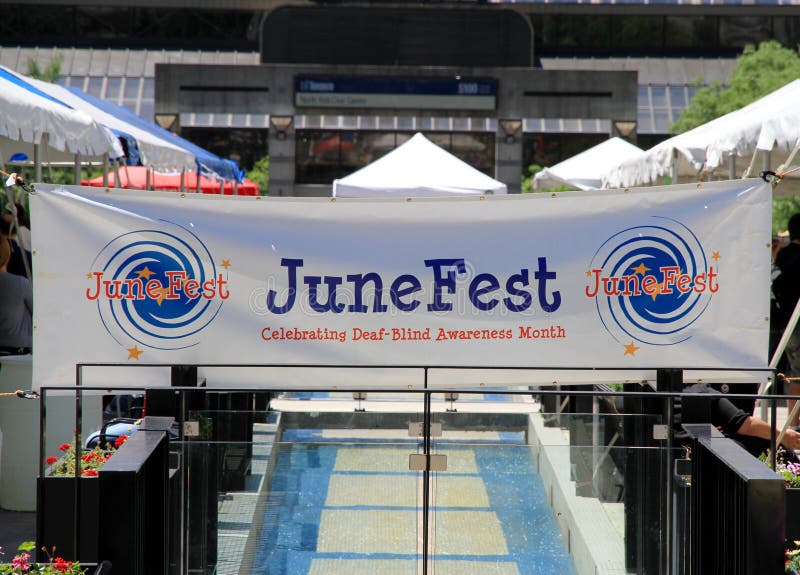 Toronto June Fest editorial photo. Image of concert, banner - 25539391