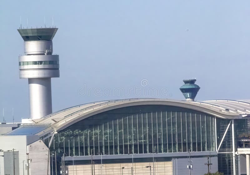 Toronto Pearson International Airport Control Tower Editorial ...