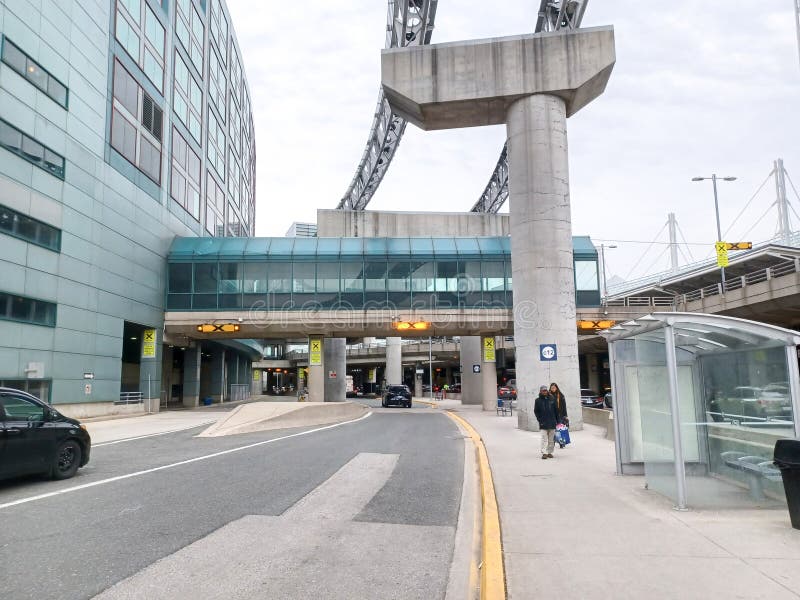 Toronto Pearson International Airport Terminal Editorial Stock Image ...