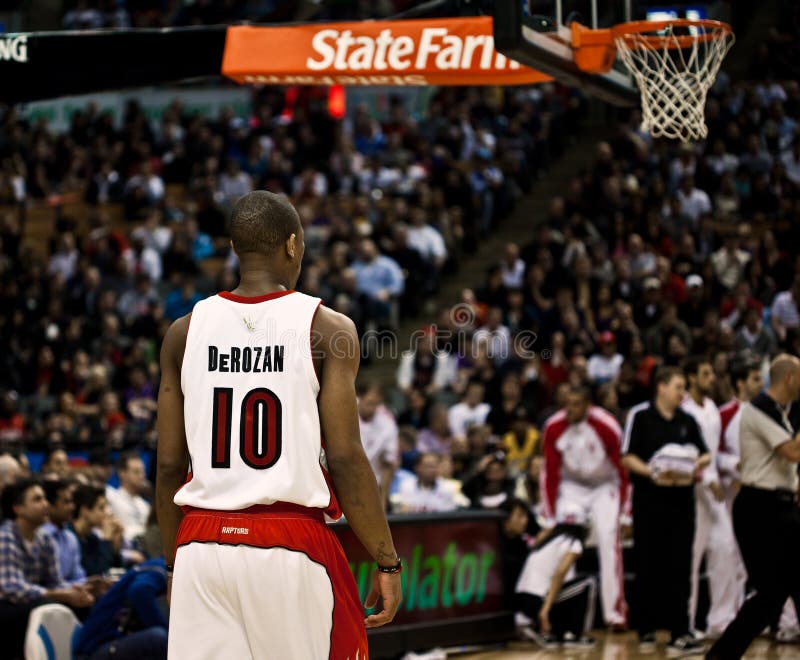 Toronto Rapters Vs. Los Angeles Lakers Editorial Image - Image of ...