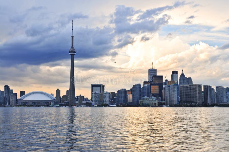 Toronto skyline stock photo. Image of center, scenic, landscape - 6741524