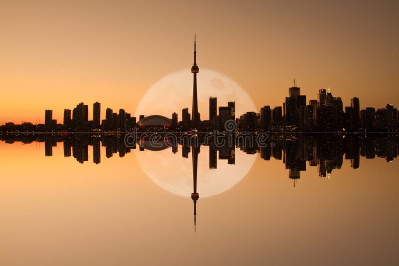 Toronto Skyline Reflection stock image. Image of canada - 29165307