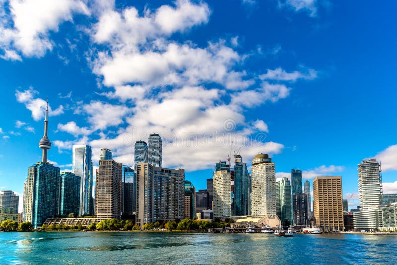 Toronto Skyline in a Sunny Day Stock Photo - Image of business, outdoor ...