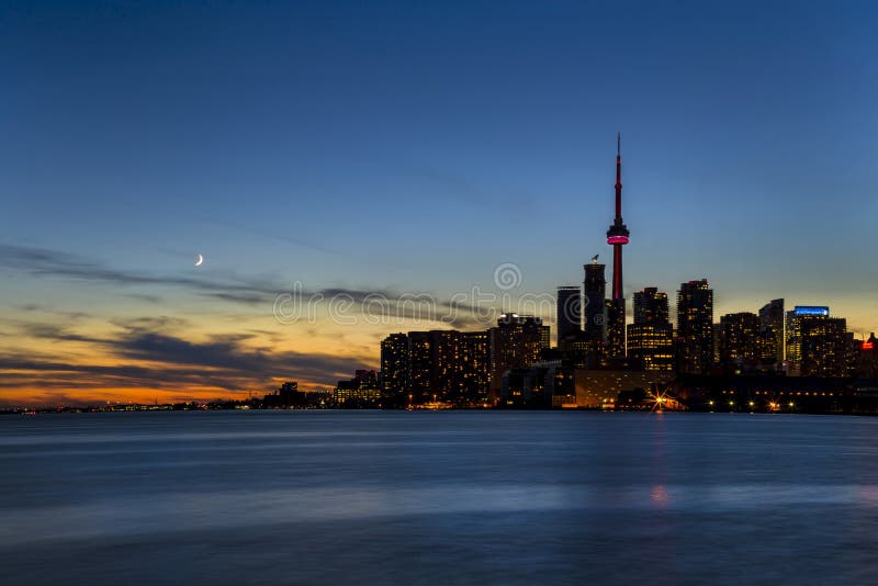 Toronto Twilight editorial image. Image of canadian, reflection - 60459650
