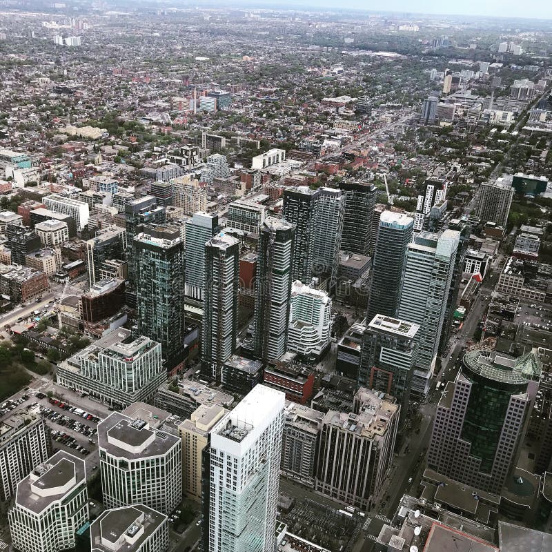 Toronto editorial image. Image of canada, toronto, tower - 261924805