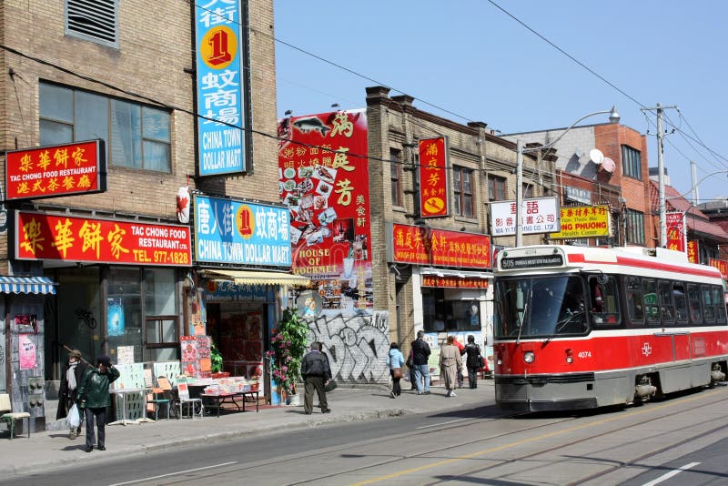 Torontos alter Chinatown redaktionelles foto. Bild von leute - 8779101