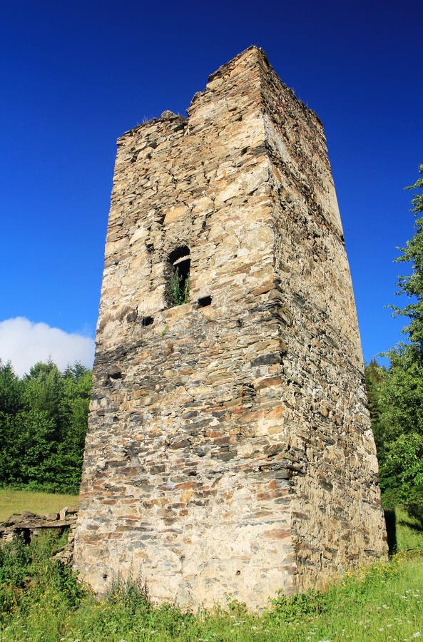 Torre antica immagine stock. Immagine di architettura - 33547127