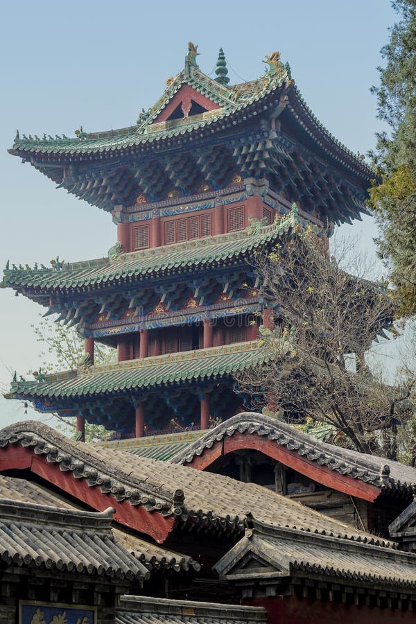 Torre china imagen de archivo. Imagen de porcelana, templo - 36584233