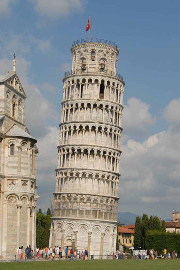 Torre da pizza foto de stock. Imagem de europa, curso - 3111496