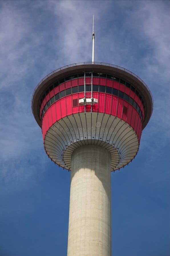 Torre de Calgary imagen de archivo. Imagen de horizonte - 2702767
