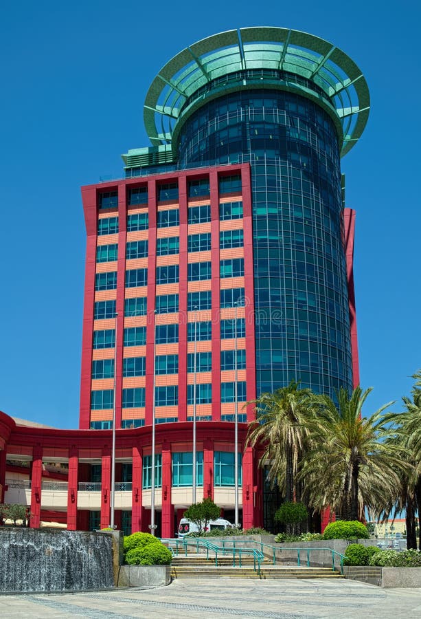 Torre de Colombo Center imagen de archivo. Imagen de edificio - 61484199