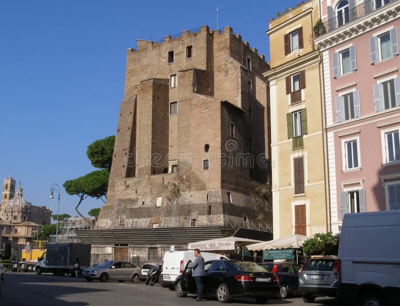 Torre De Conti Do Dei De Torre Em Roma Fotografia Editorial - Imagem de ...