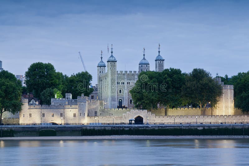 Torre De Londres Inglaterra Foto de archivo - Imagen de torres ...