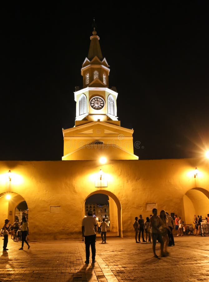 Torre de reloj imagen de archivo editorial. Imagen de visitante - 86662379