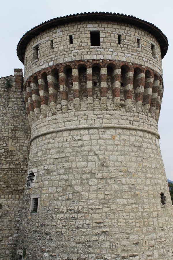 Torre del castillo imagen de archivo. Imagen de inmemorial - 34348917