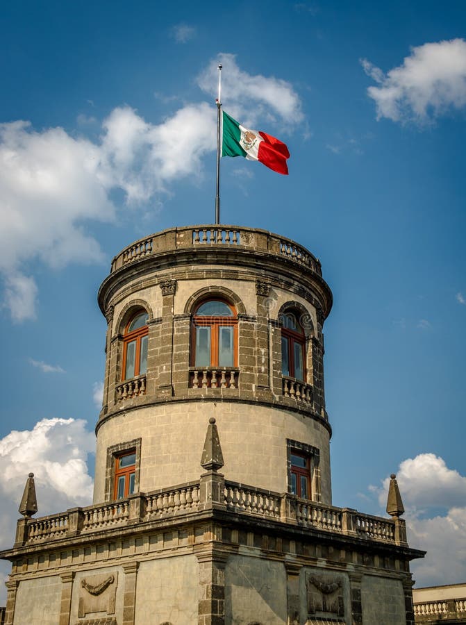 Torre Del Castillo De Chapultepec - Ciudad De México, México Imagen de ...