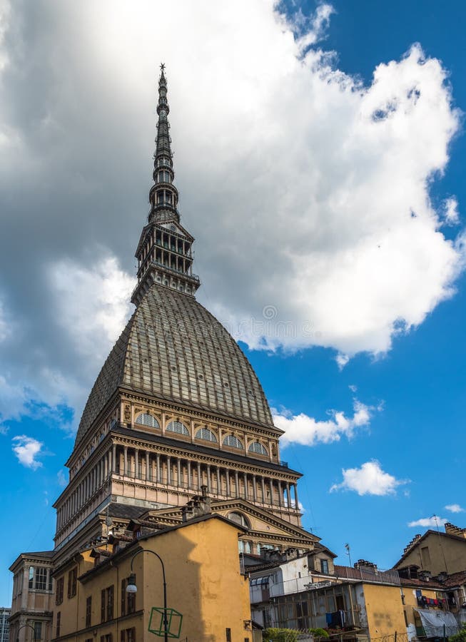 Torre Di Antonelliana Della Talpa, Il Simbolo Di Torino, Italia ... Torre Di Antonelliana Della Talpa, Il Simbolo Di Torino, Italia ...
