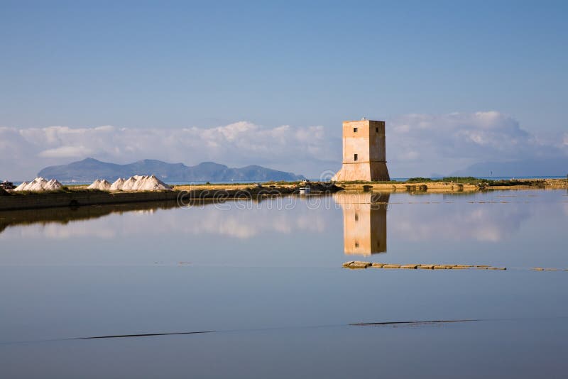 Torre di Nubia, Sicília imagem de stock. Imagem de siciliano - 12283943