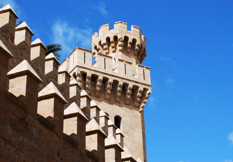 Torre Do Castelo Em Palma De Majorca Foto de Stock - Imagem de europa ...
