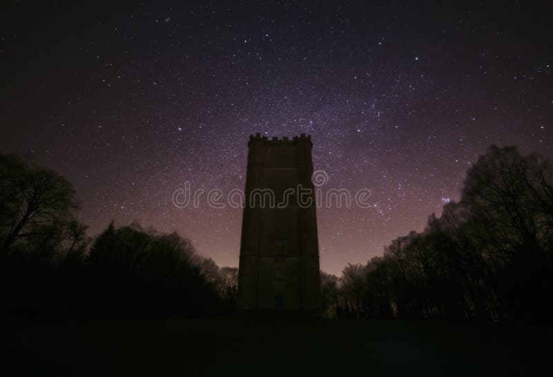 Torre do ` s do rei Alfred imagem de stock. Imagem de bonito - 89483965