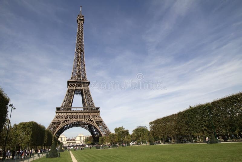 2,694 Torre Eiffel En París Francia Horizontal Fotos de stock - Fotos ...