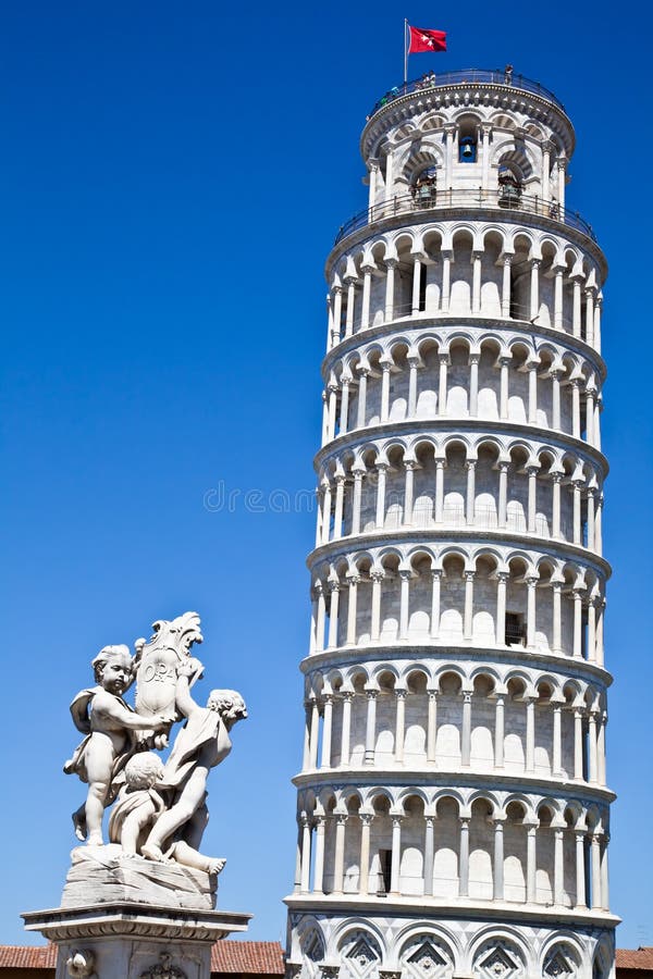 La Torre Inclinada De Pisa Y Del Duomo Imagen de archivo - Imagen de ...