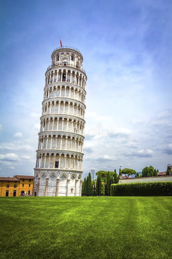 Torre Inclinada De Pisa, Itália Foto de Stock - Imagem de turismo, pisa ...